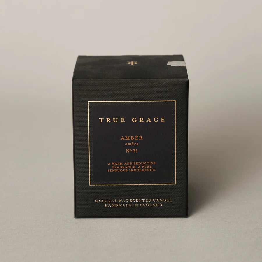True Grace Amber Candle – Classic Manor Collection 264g – Plum Retail