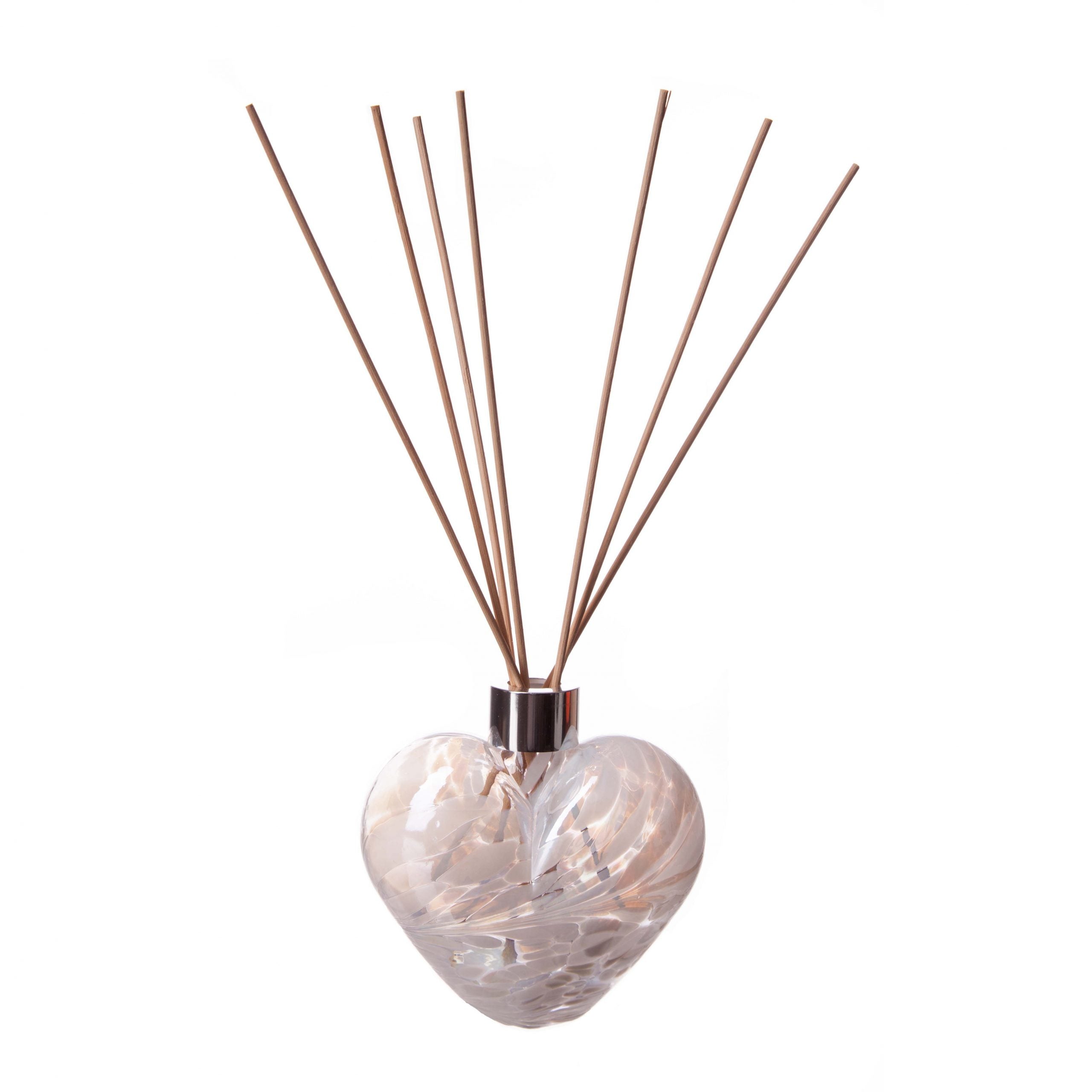 Amelia Art Glass - Glass Heart Reed Diffuser in Pearl White – Plum Retail